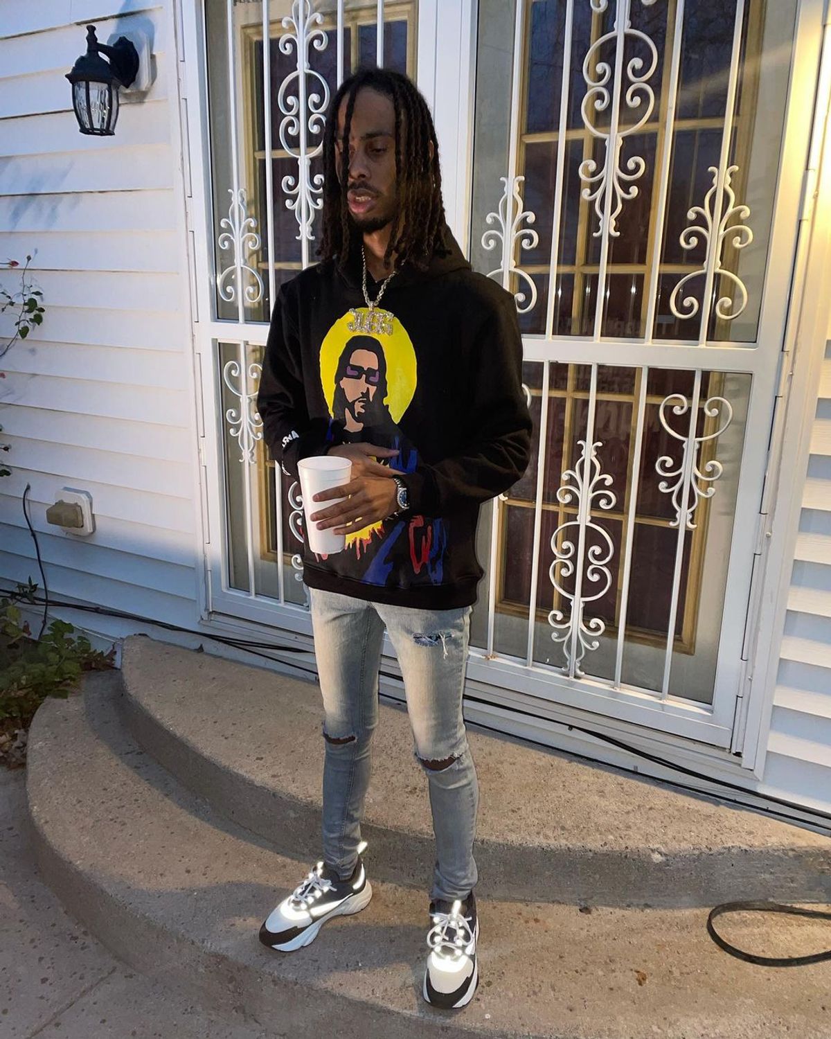 Jugg Harden Outfit from November 6, 2022 | WHAT’S ON THE STAR?