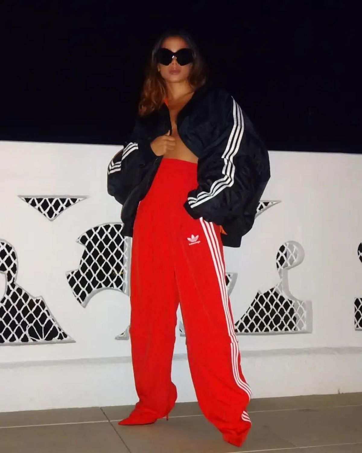 Anitta Outfit from November 7, 2022 | WHAT’S ON THE STAR?