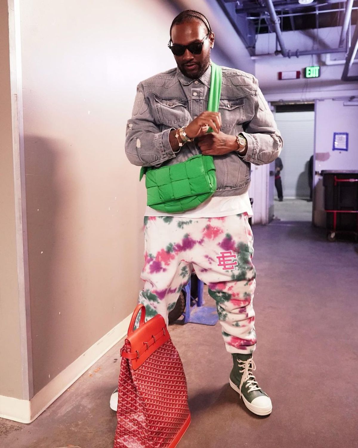 Peezy Outfit from November 7, 2022 | WHAT’S ON THE STAR?