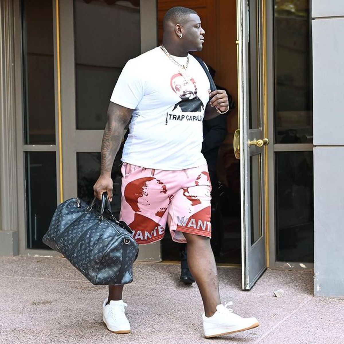 Poona Ford Outfit from November 8, 2022 | WHAT’S ON THE STAR?