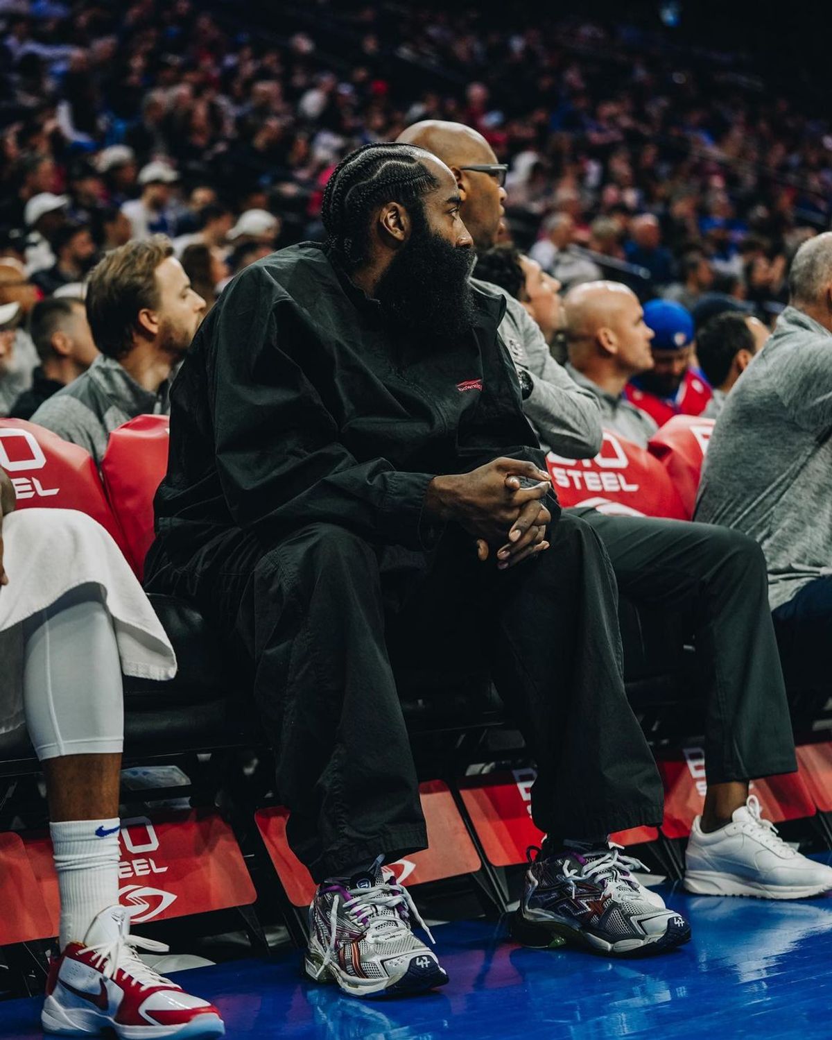 James Harden Outfit from November 13, 2022 | WHAT’S ON THE STAR?