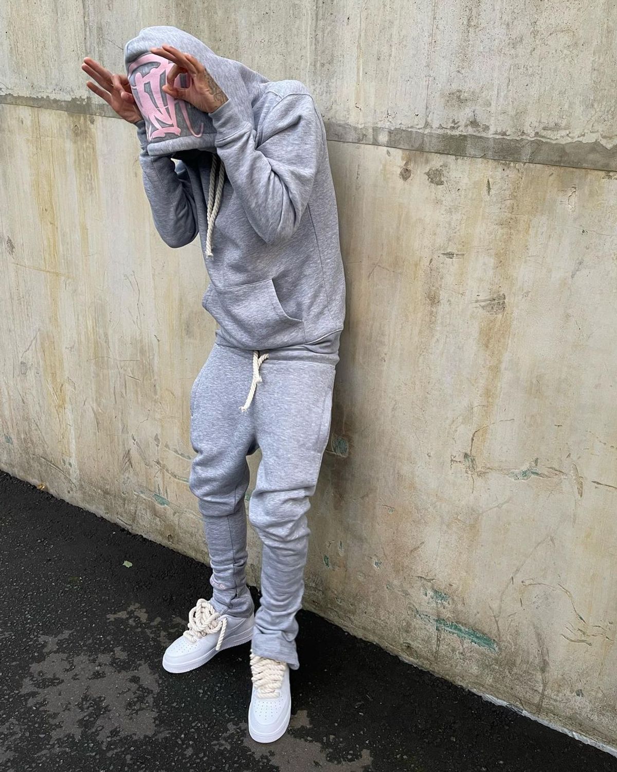 Central Cee Outfit from October 25, 2022 | WHAT’S ON THE STAR?