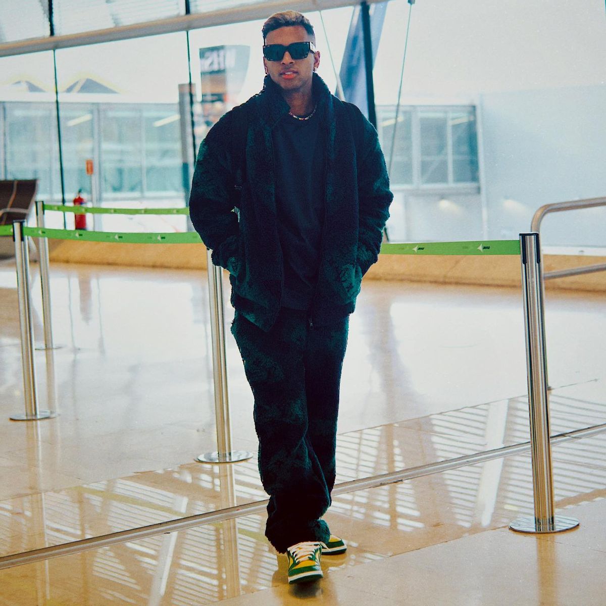 Rodrygo Outfit from November 15, 2022 | WHAT’S ON THE STAR?