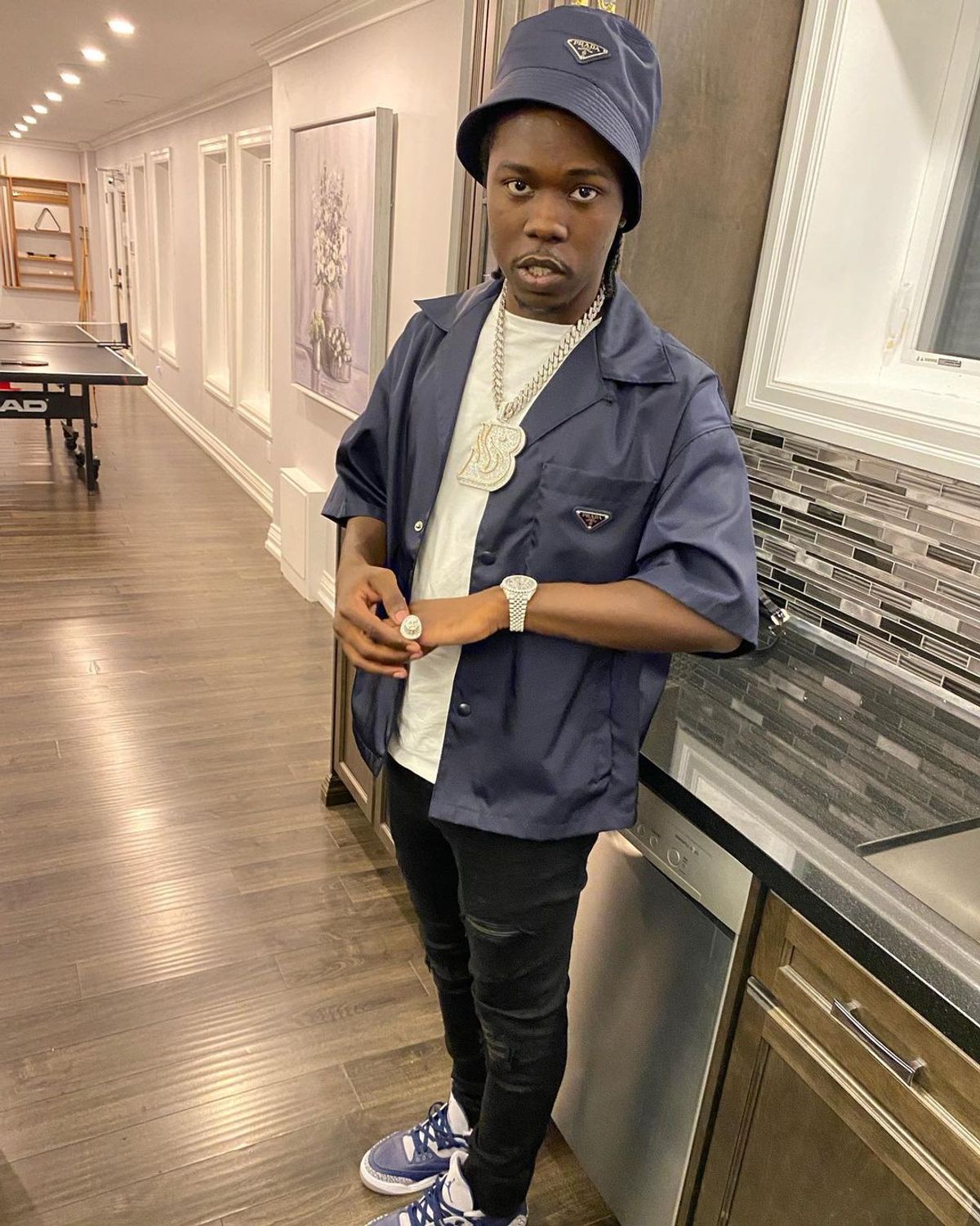 Burna Bandz Outfit from July 14, 2022 | WHAT’S ON THE STAR?