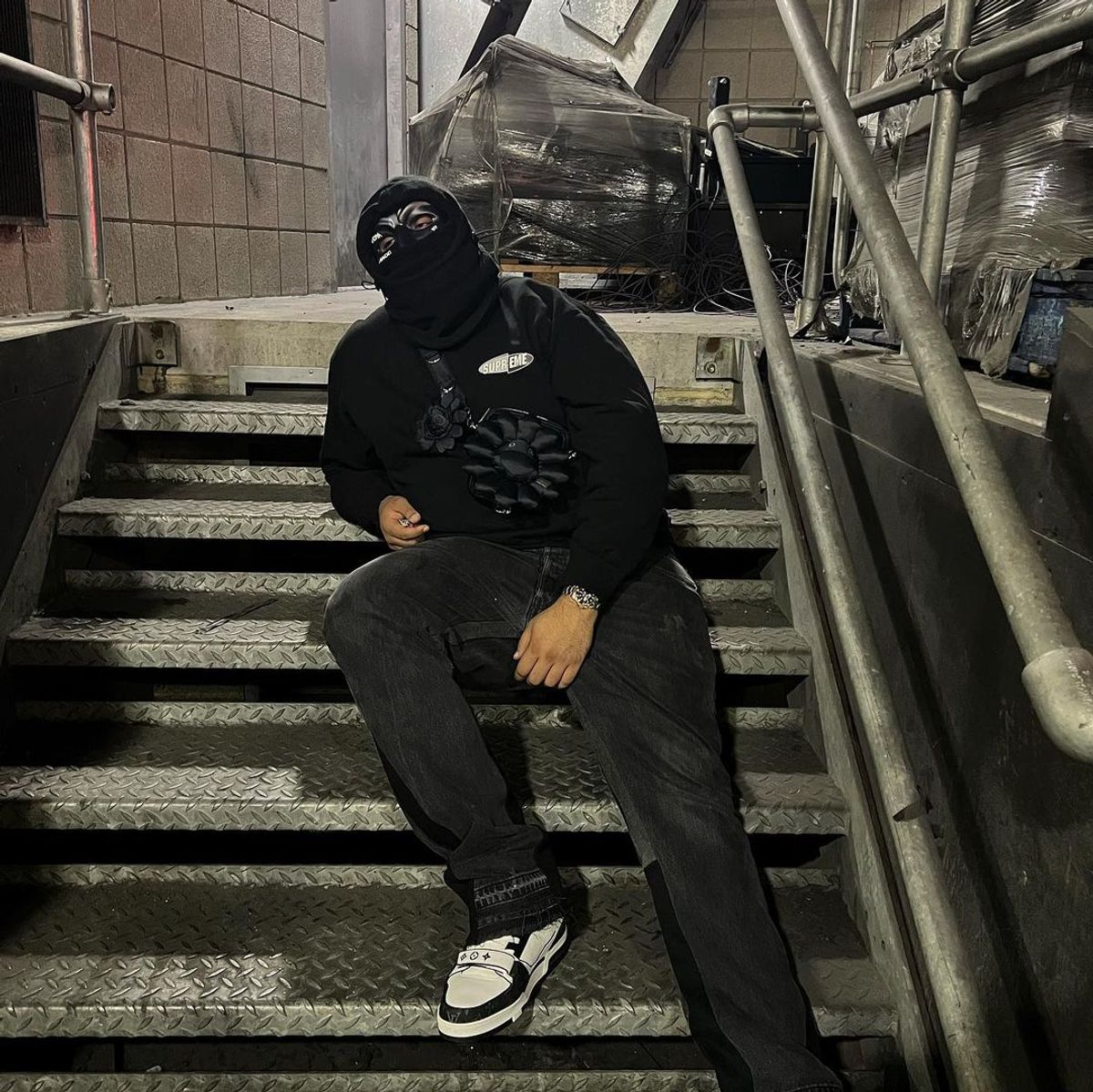 M Huncho Outfit from November 20, 2022 | WHAT’S ON THE STAR?