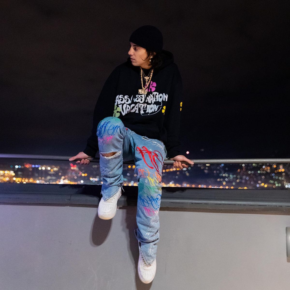 Tedua Outfit from January 14, 2020 | WHAT’S ON THE STAR?