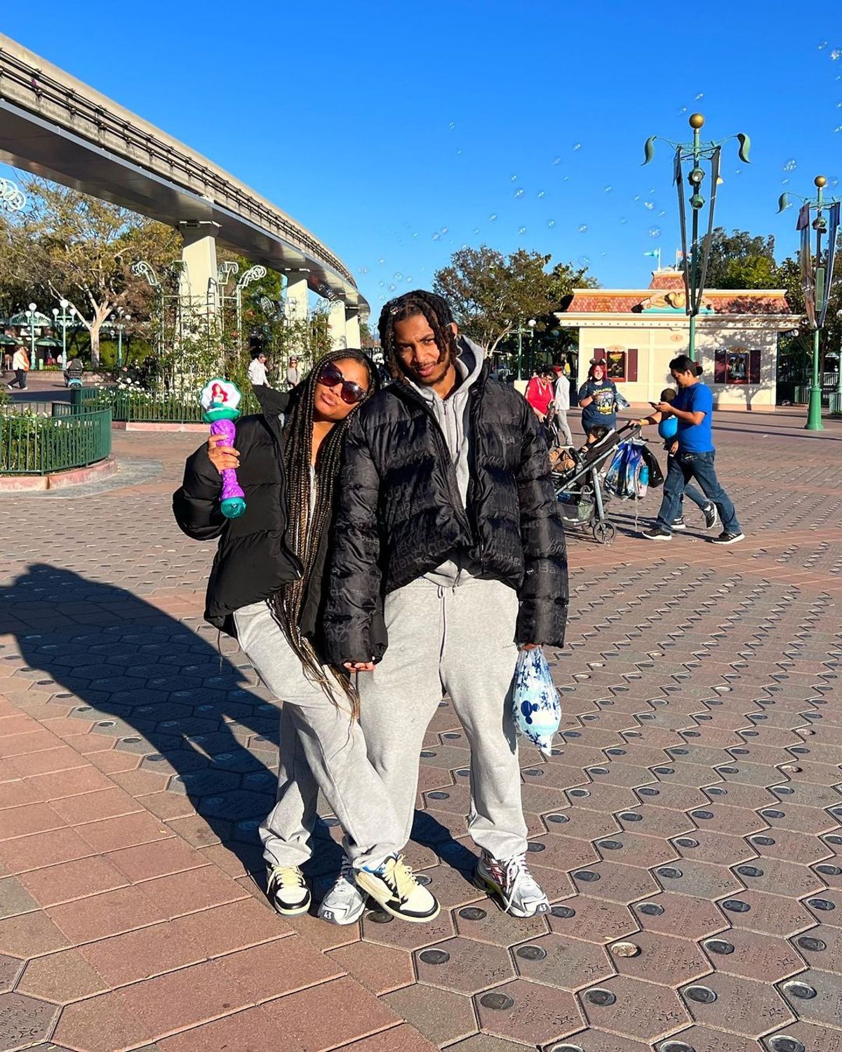 DDG Outfit from November 20, 2022 | WHAT’S ON THE STAR?