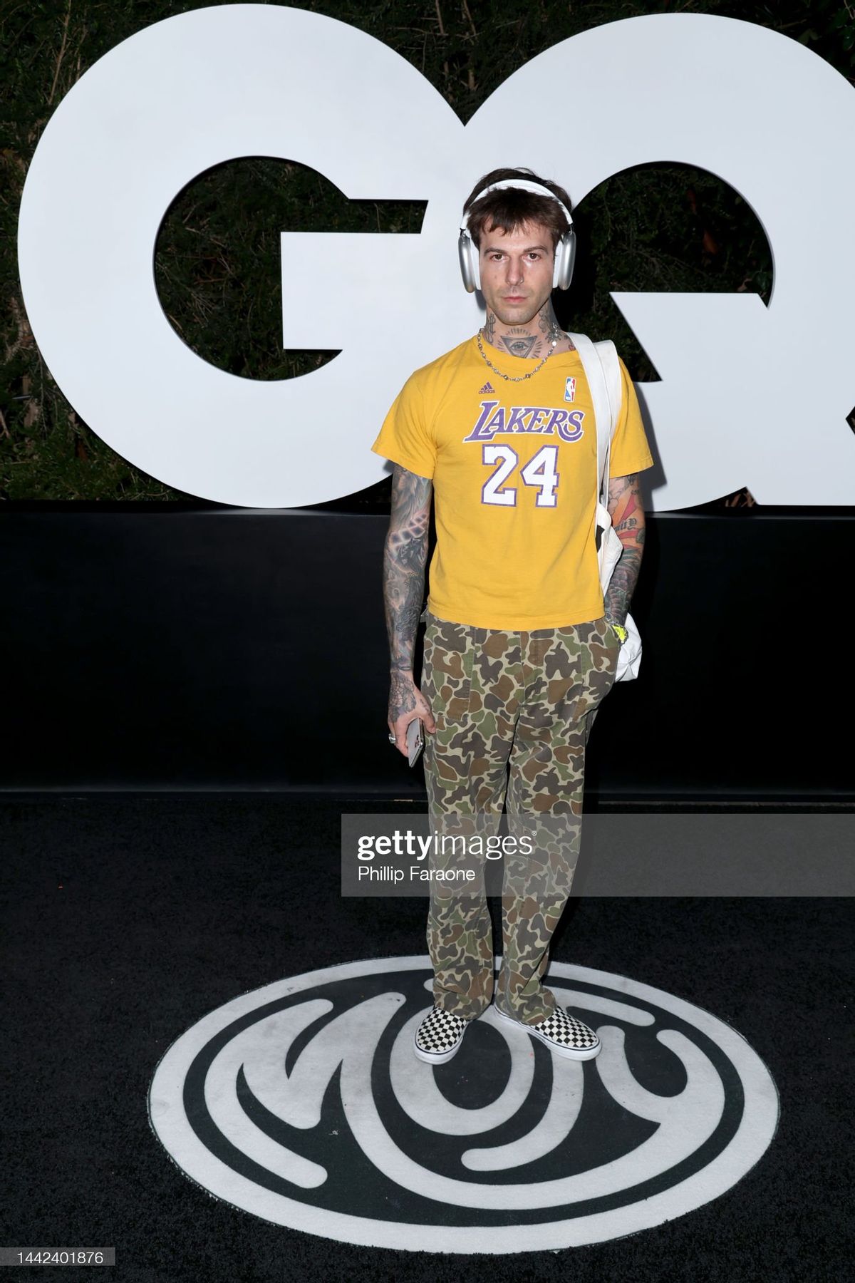 Jesse Rutherford Outfit from November 19, 2022 | WHAT’S ON THE STAR?