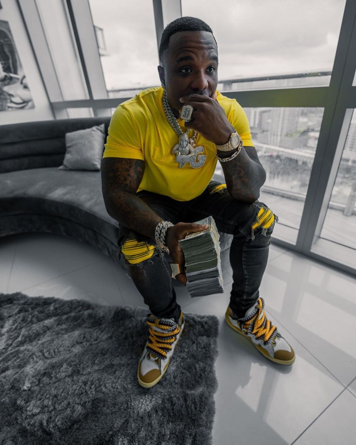 BandMan Kevo Outfit from November 22, 2022 | WHAT’S ON THE STAR?
