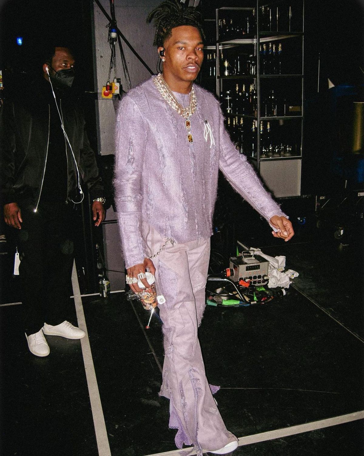 Lil Baby Outfit from November 22, 2022 | WHAT’S ON THE STAR?