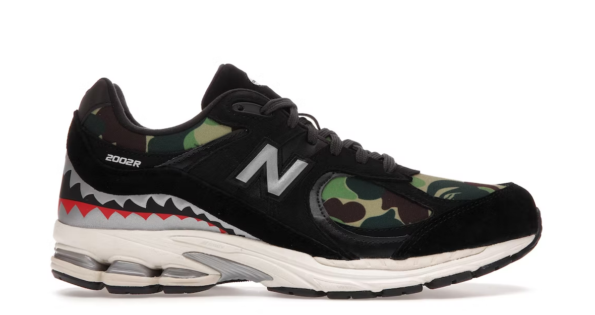 Bape × New Balance 2002R Sneakers | WHAT’S ON THE STAR?