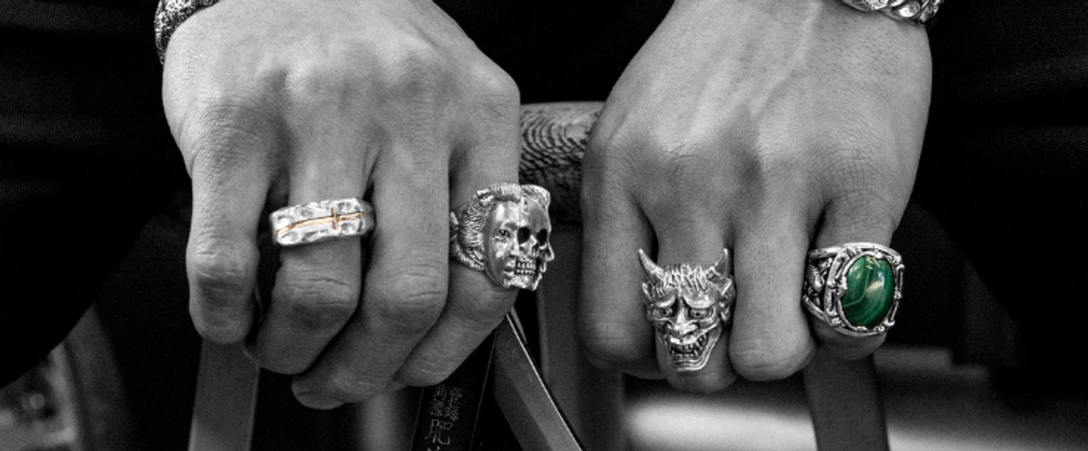 Clocks And Colours: Clothing, Shoes & Accessories | WHAT’S ON THE STAR?