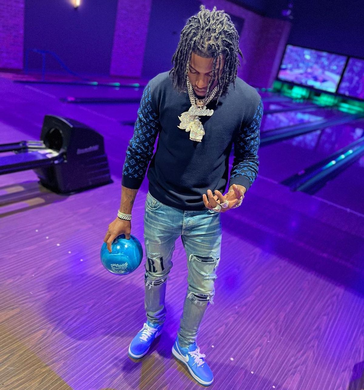 CJ So Cool Outfit from November 24, 2022 | WHAT’S ON THE STAR?