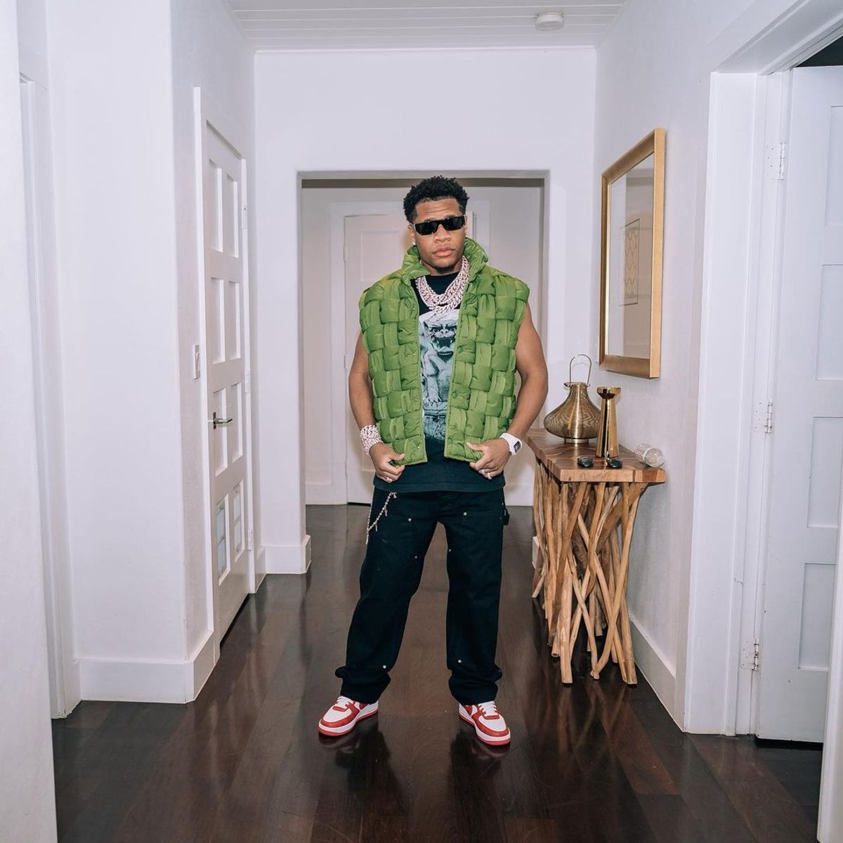 Devin Haney Outfit from November 19, 2022 | WHAT’S ON THE STAR?