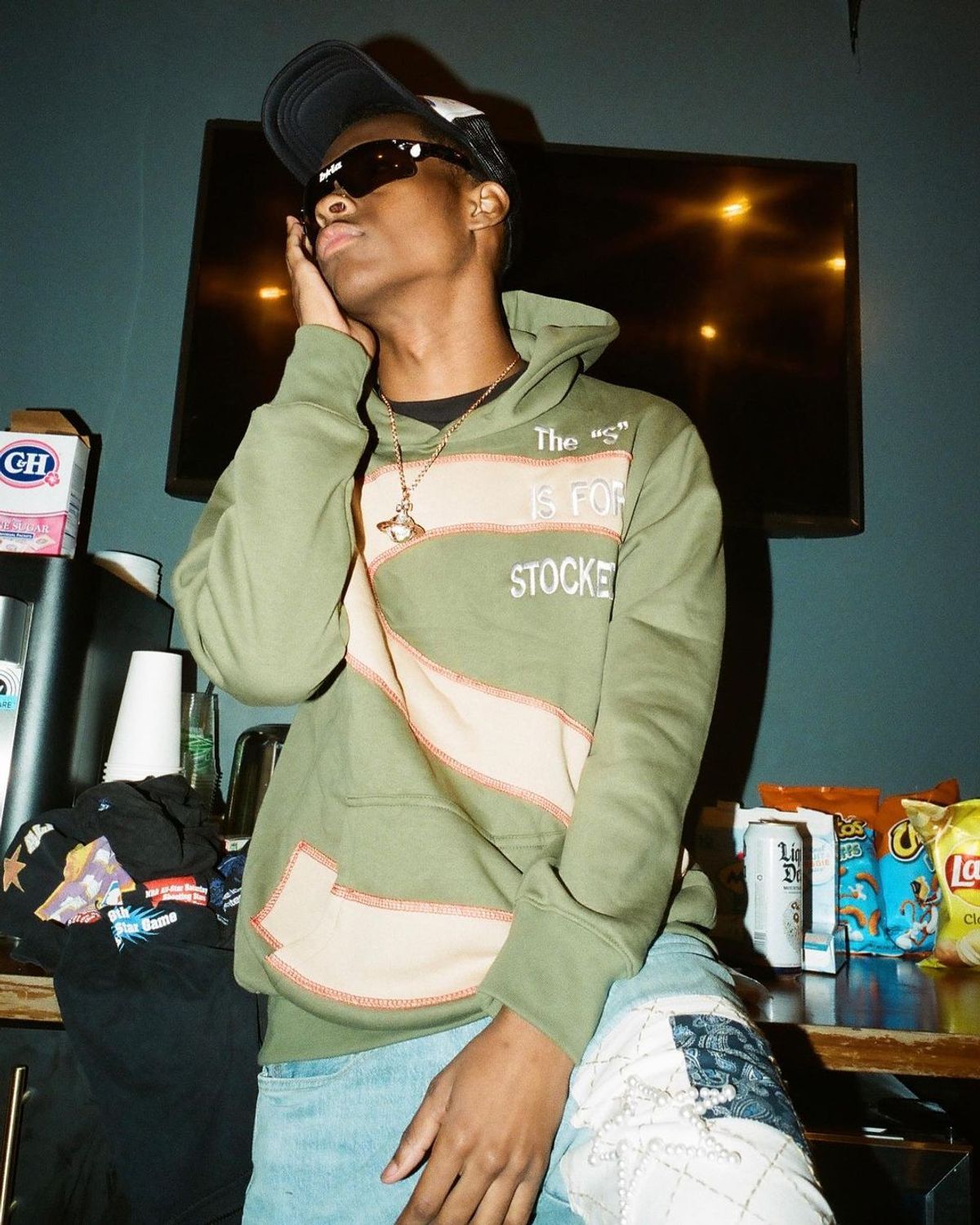 Yvngxchris Outfit from October 21, 2022 | WHAT’S ON THE STAR?