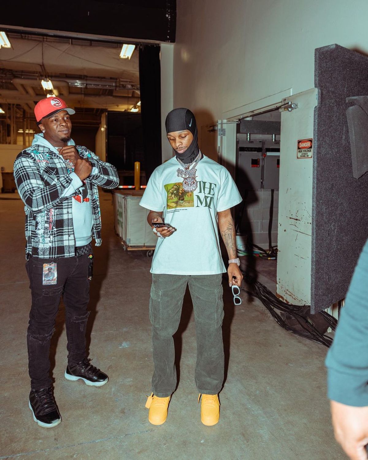 Toosii Outfit from November 26, 2022 | WHAT’S ON THE STAR?