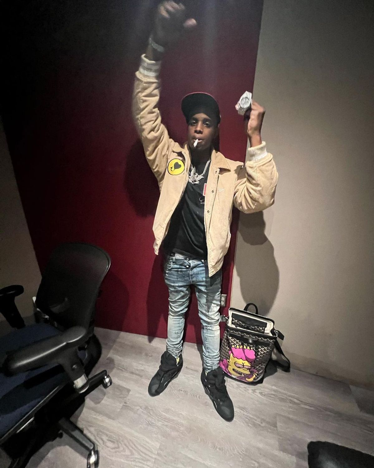 Lil Double 0 Outfit from November 29, 2022 | WHAT’S ON THE STAR?