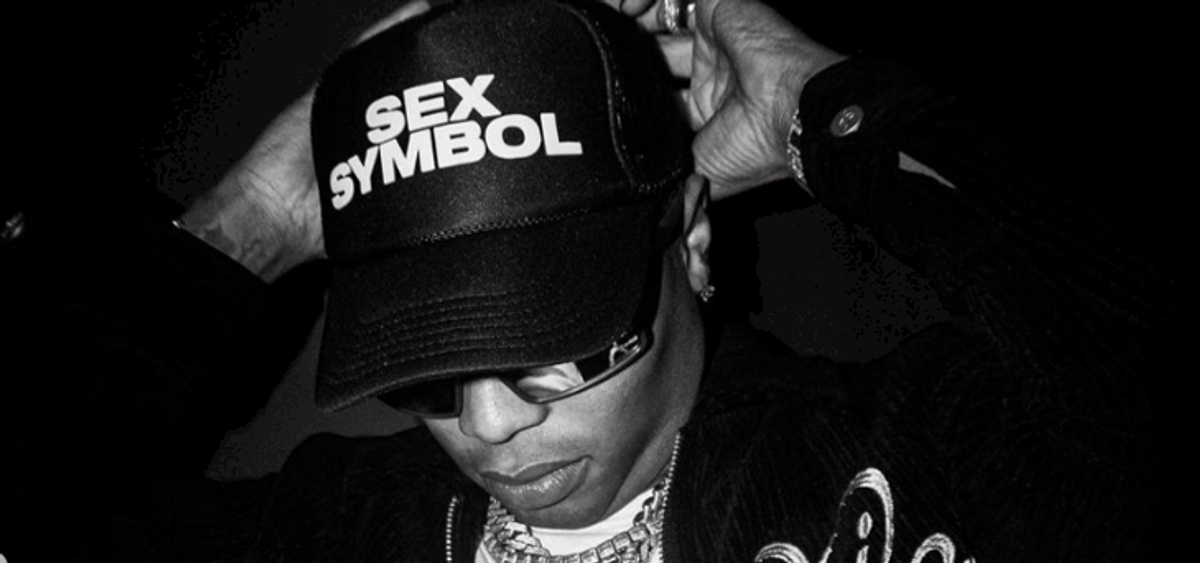 Tyla Yaweh Merch: Clothing, Shoes & Accessories | WHAT’S ON THE STAR?