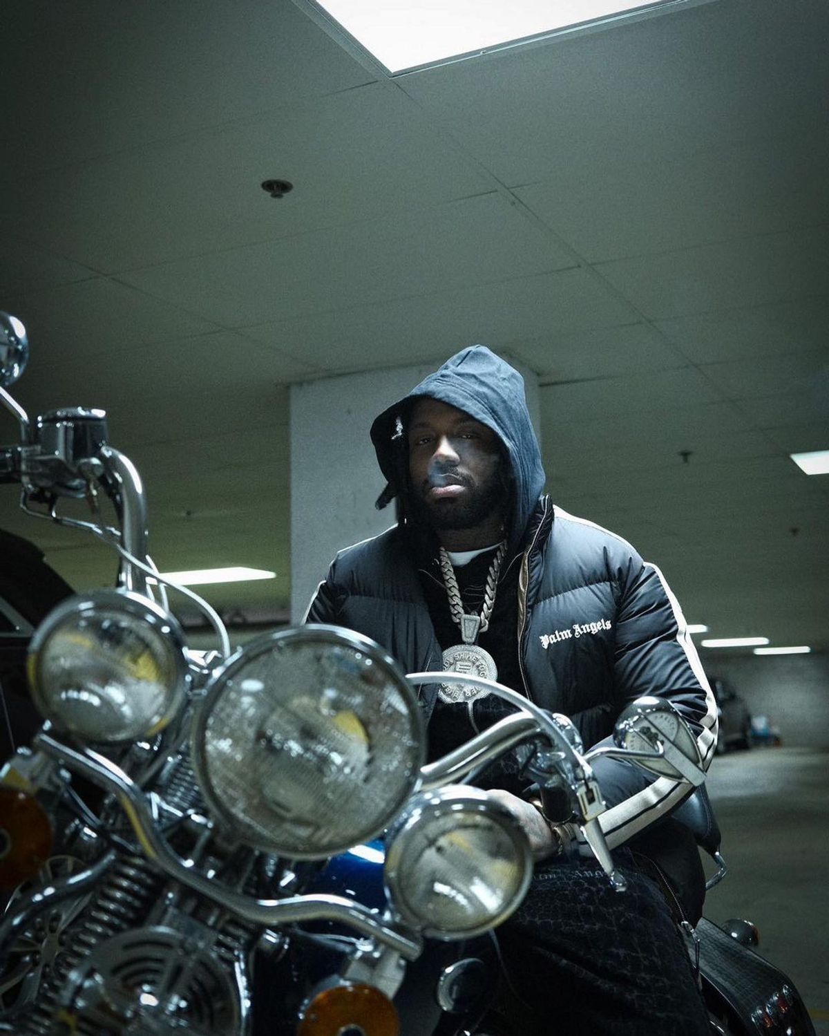 EST Gee Outfit from December 2, 2022 | WHAT’S ON THE STAR?