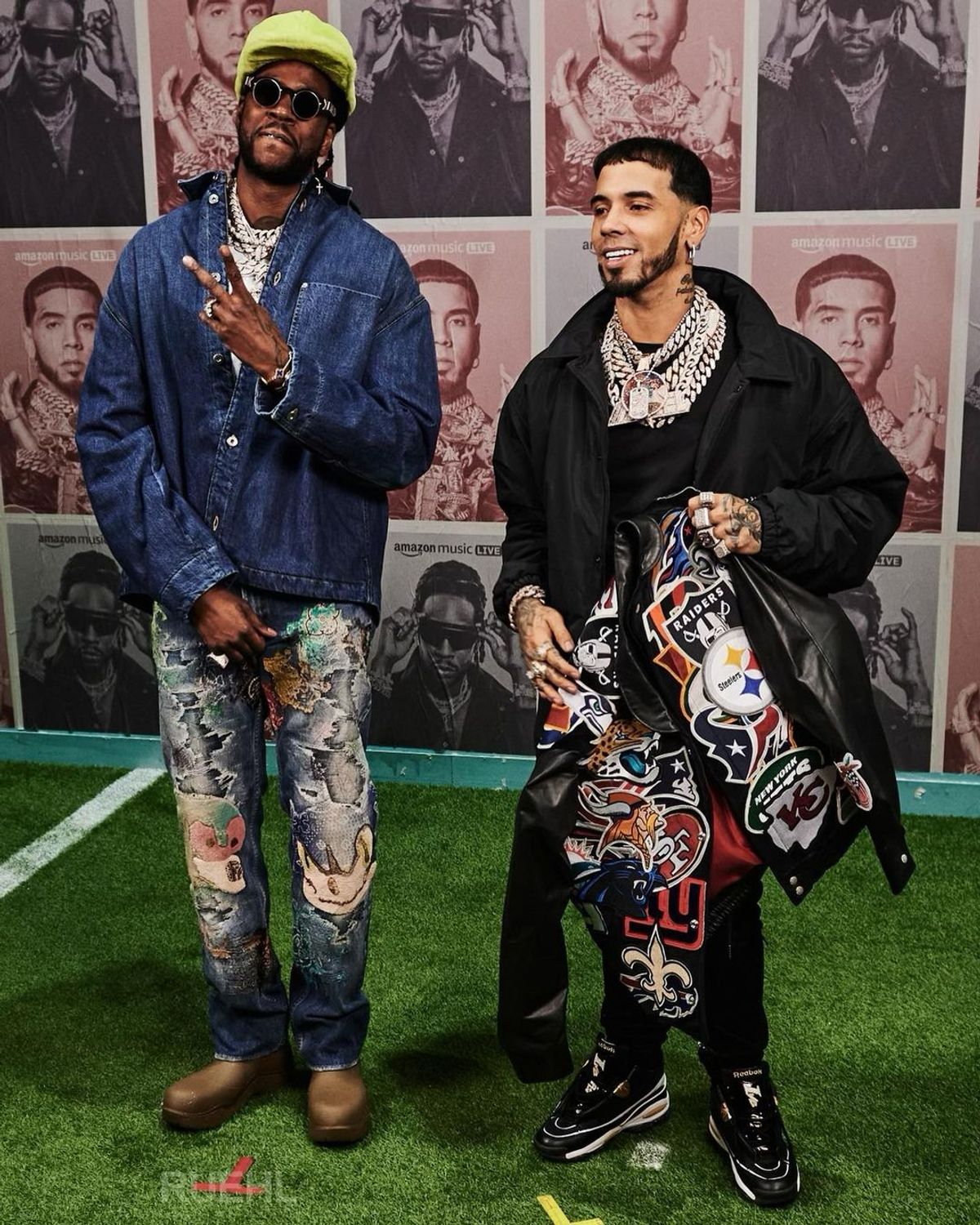 Anuel AA Outfit from December 2, 2022 | WHAT’S ON THE STAR?