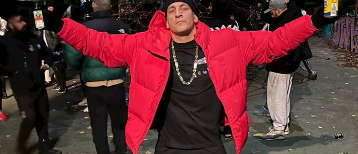 Gzuz: Outfits, Clothes, Style and Fashion | WHAT’S ON THE STAR?