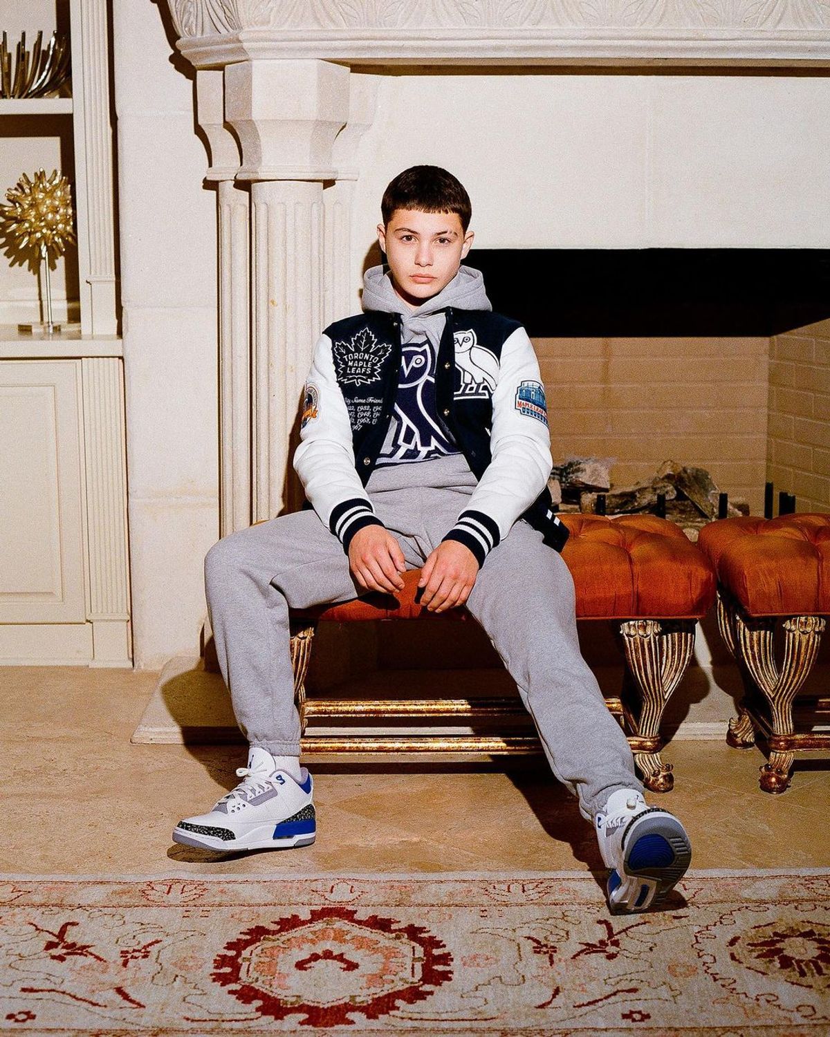 Javon Walton Outfit from November 25, 2022 | WHAT’S ON THE STAR?