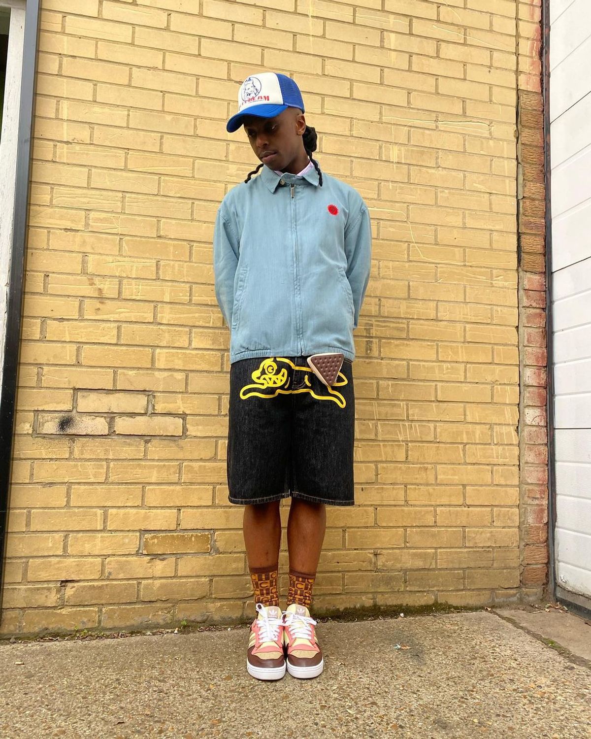 Sam Wise Outfit from November 3, 2021 | WHAT’S ON THE STAR?