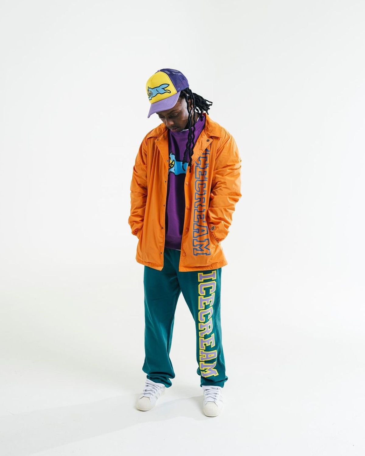 Sam Wise Outfit from October 3, 2021 | WHAT’S ON THE STAR?