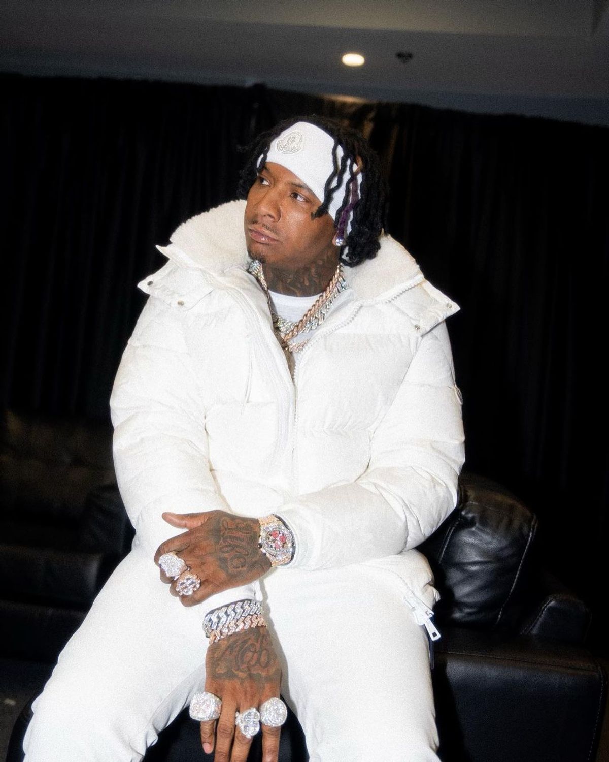 Moneybagg Yo Outfit from December 5, 2022 | WHAT’S ON THE STAR?
