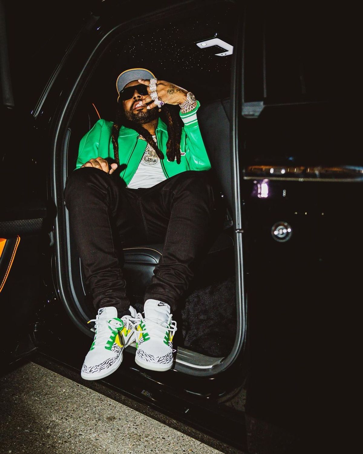 Icewear Vezzo Outfit from December 7, 2022 | WHAT’S ON THE STAR?