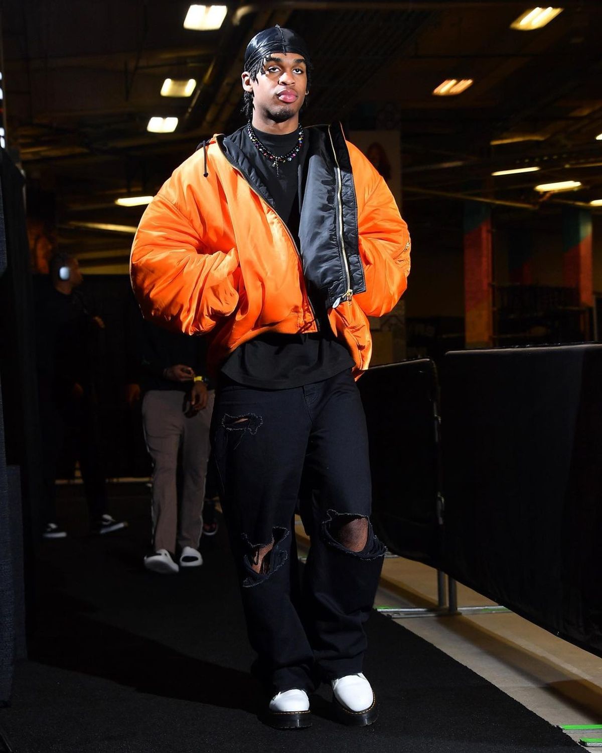 Joshua Christopher Outfit from December 9, 2022 | WHAT’S ON THE STAR?