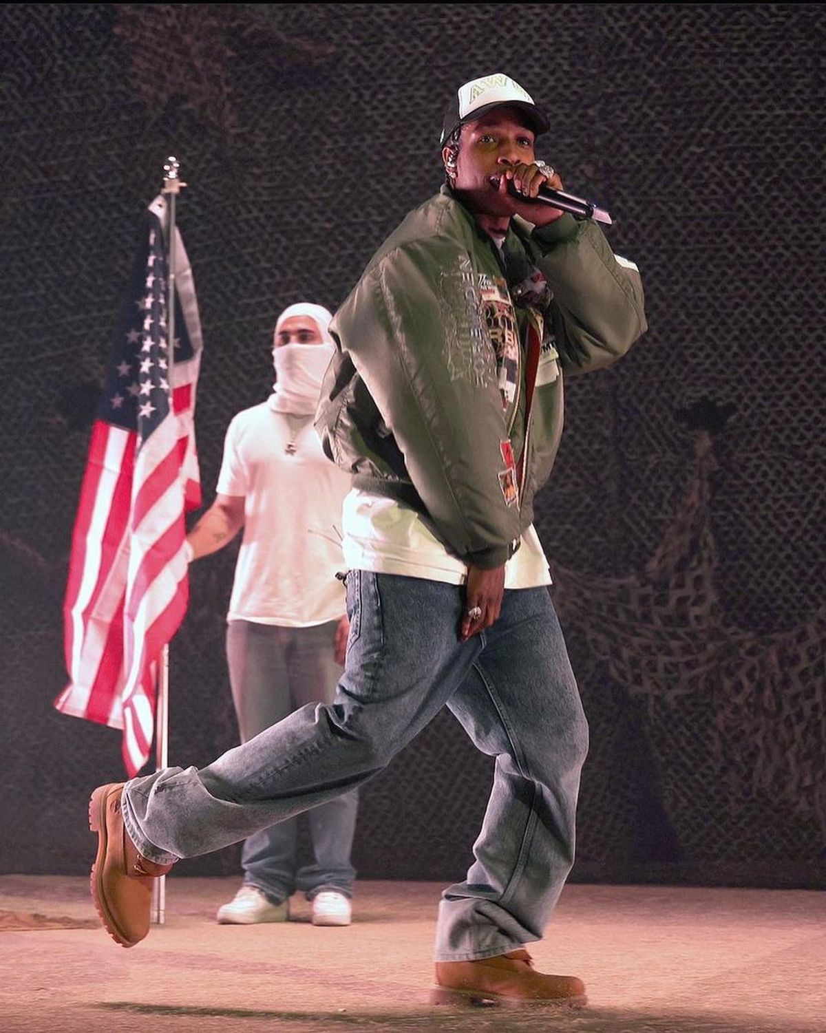 ASAP Rocky Outfit from December 10, 2022 | WHAT’S ON THE STAR?