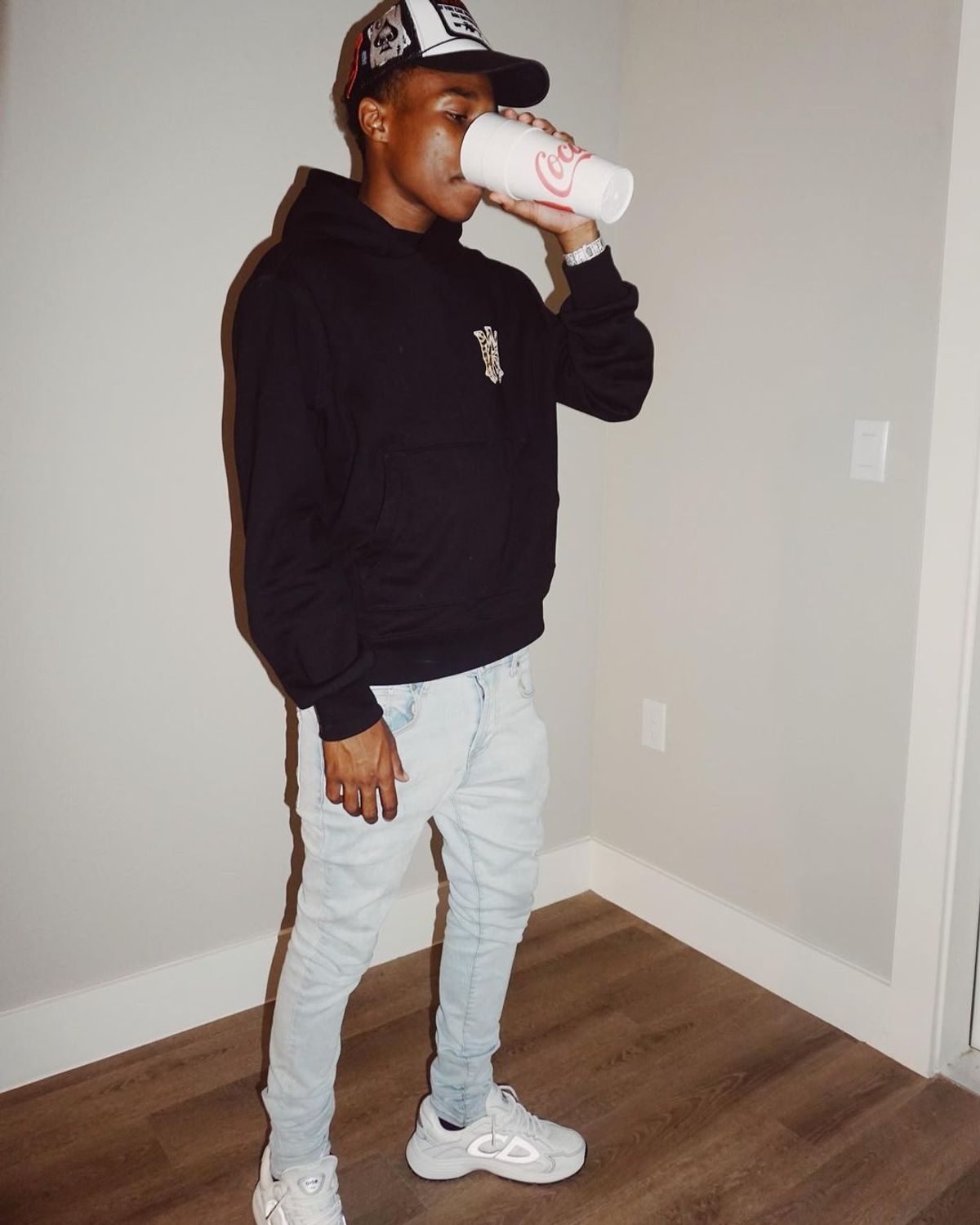 TSM Beeezy Outfit from October 10, 2022 | WHAT’S ON THE STAR?