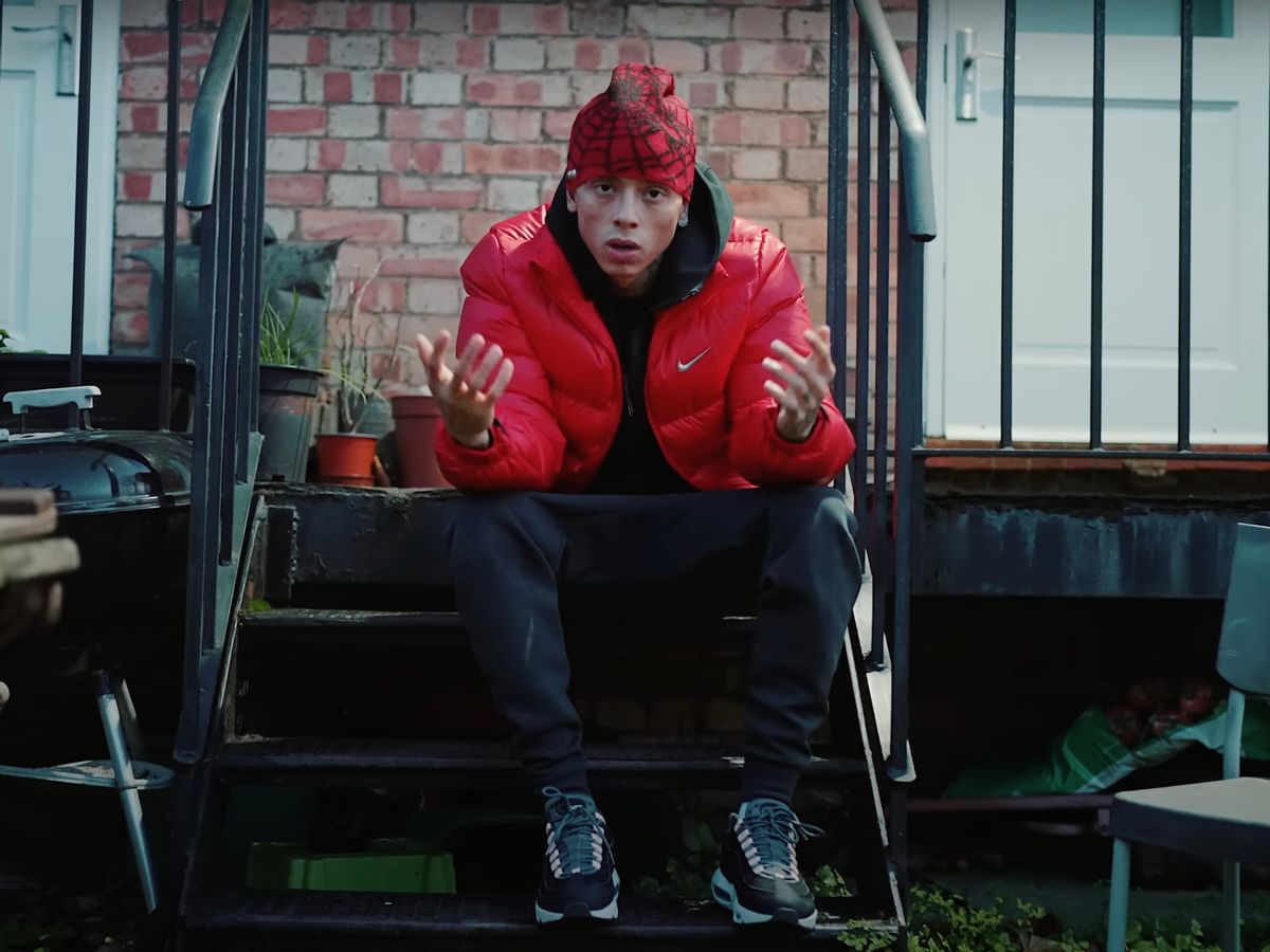 Central Cee Outfit from December 16, 2022 | WHAT’S ON THE STAR?