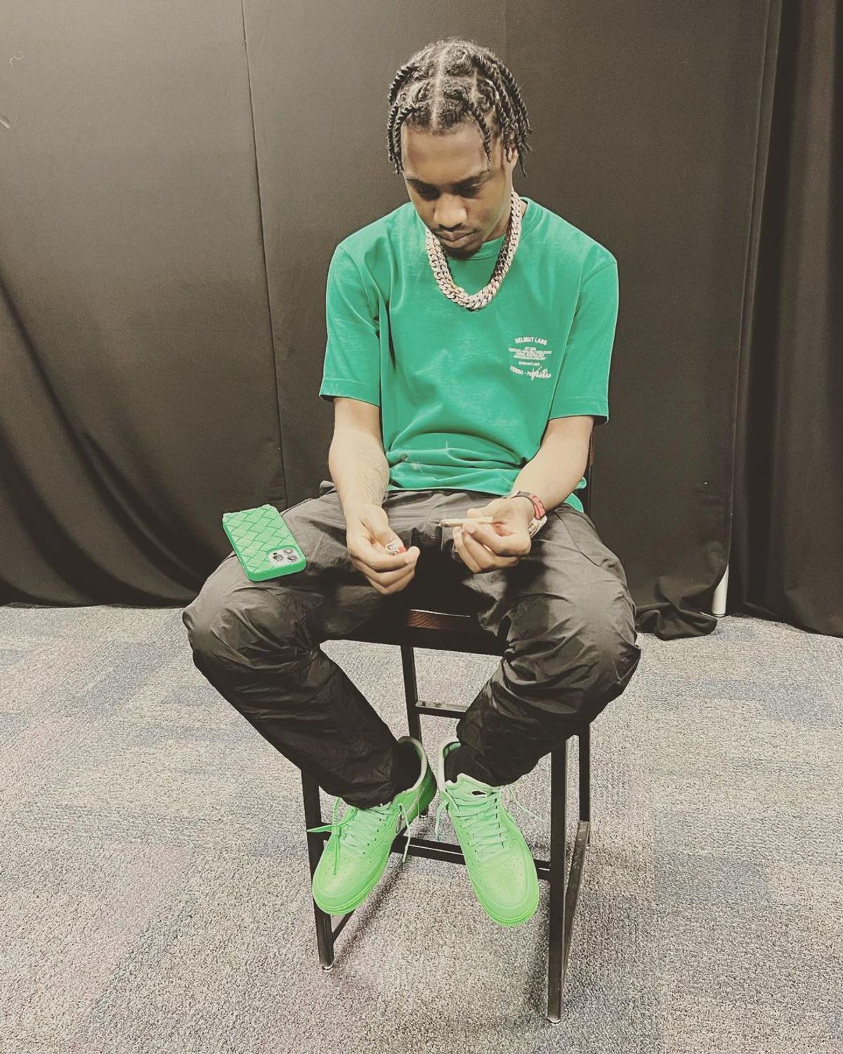 Lil Tjay Outfit from December 17, 2022 | WHAT’S ON THE STAR?