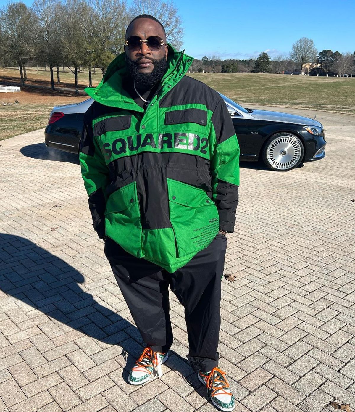 Rick Ross Outfit from December 23, 2022 | WHAT’S ON THE STAR?