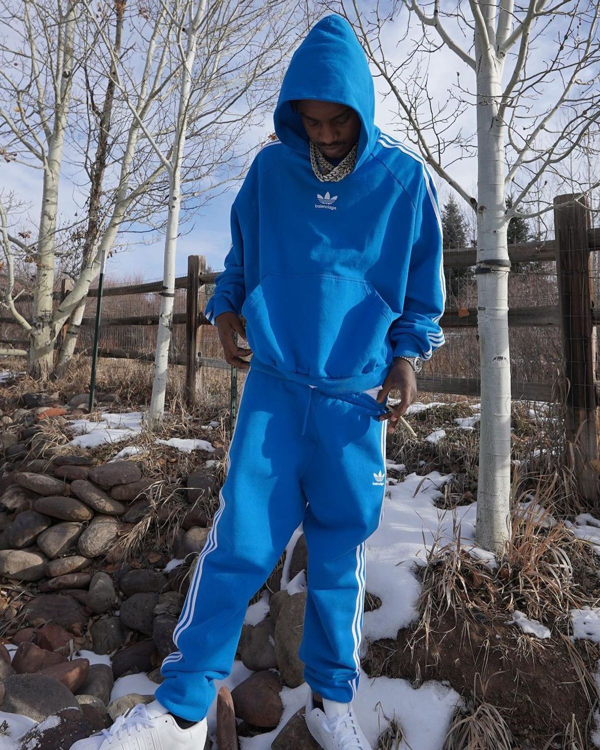 Lil Tjay Outfit from December 24, 2022 | WHAT’S ON THE STAR?