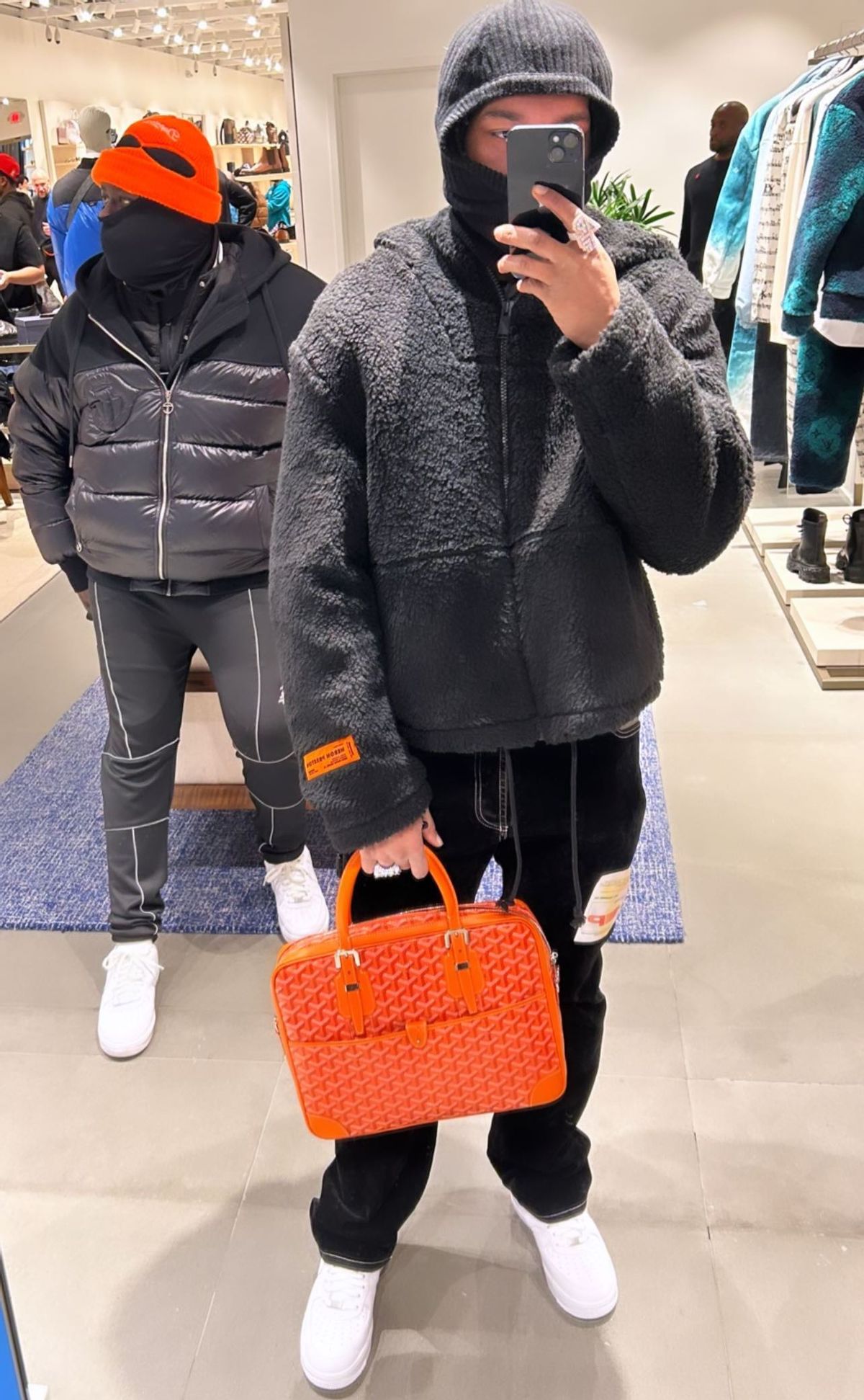 Lil Baby Outfit from December 24, 2022 | WHAT’S ON THE STAR?