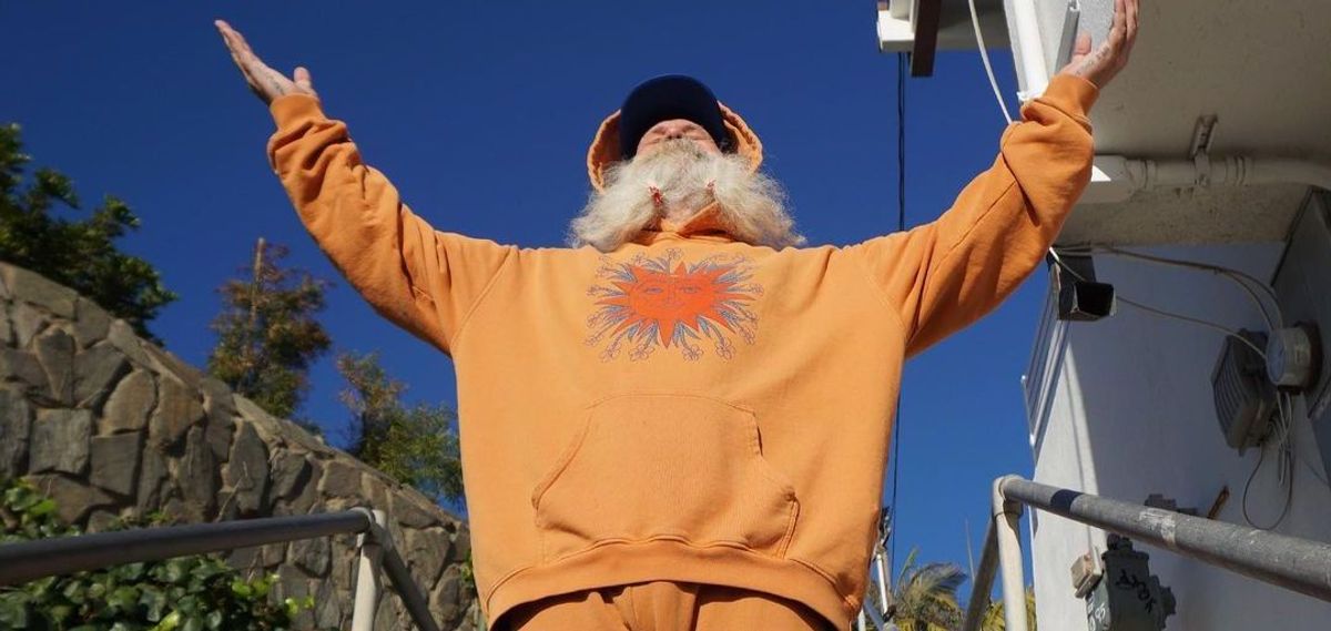 Camp High: Clothing, Shoes & Accessories | WHAT’S ON THE STAR?