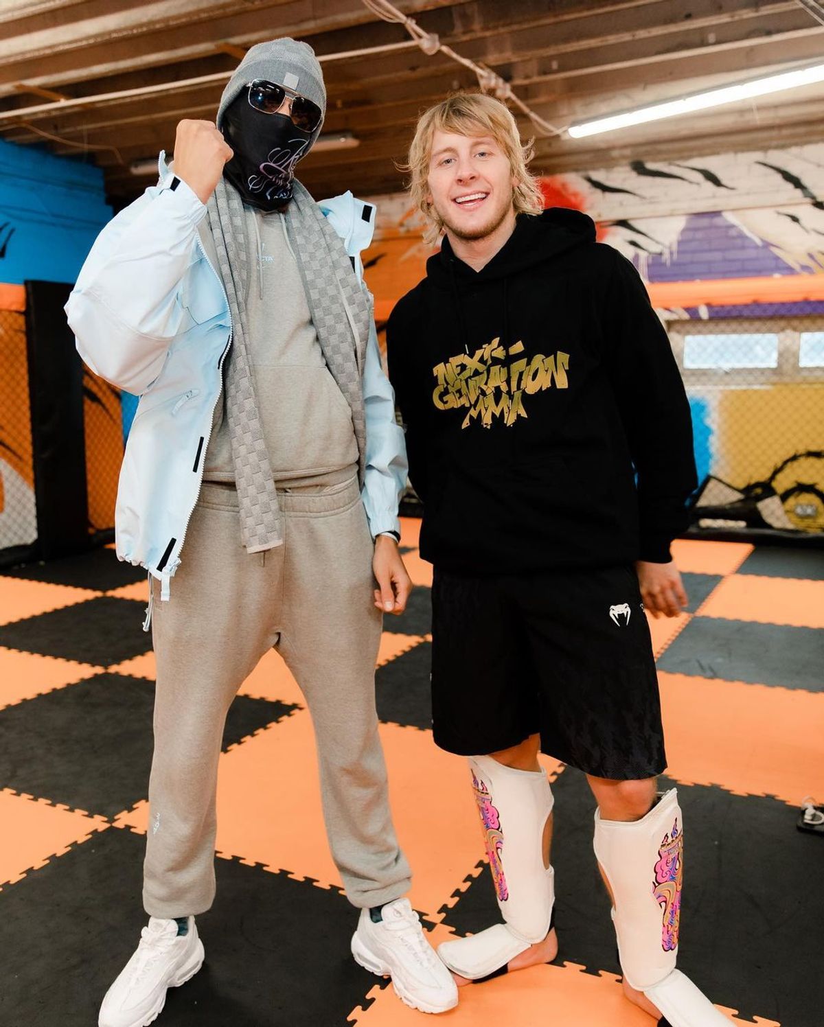 Meekz Outfit from November 24, 2022 | WHAT’S ON THE STAR?