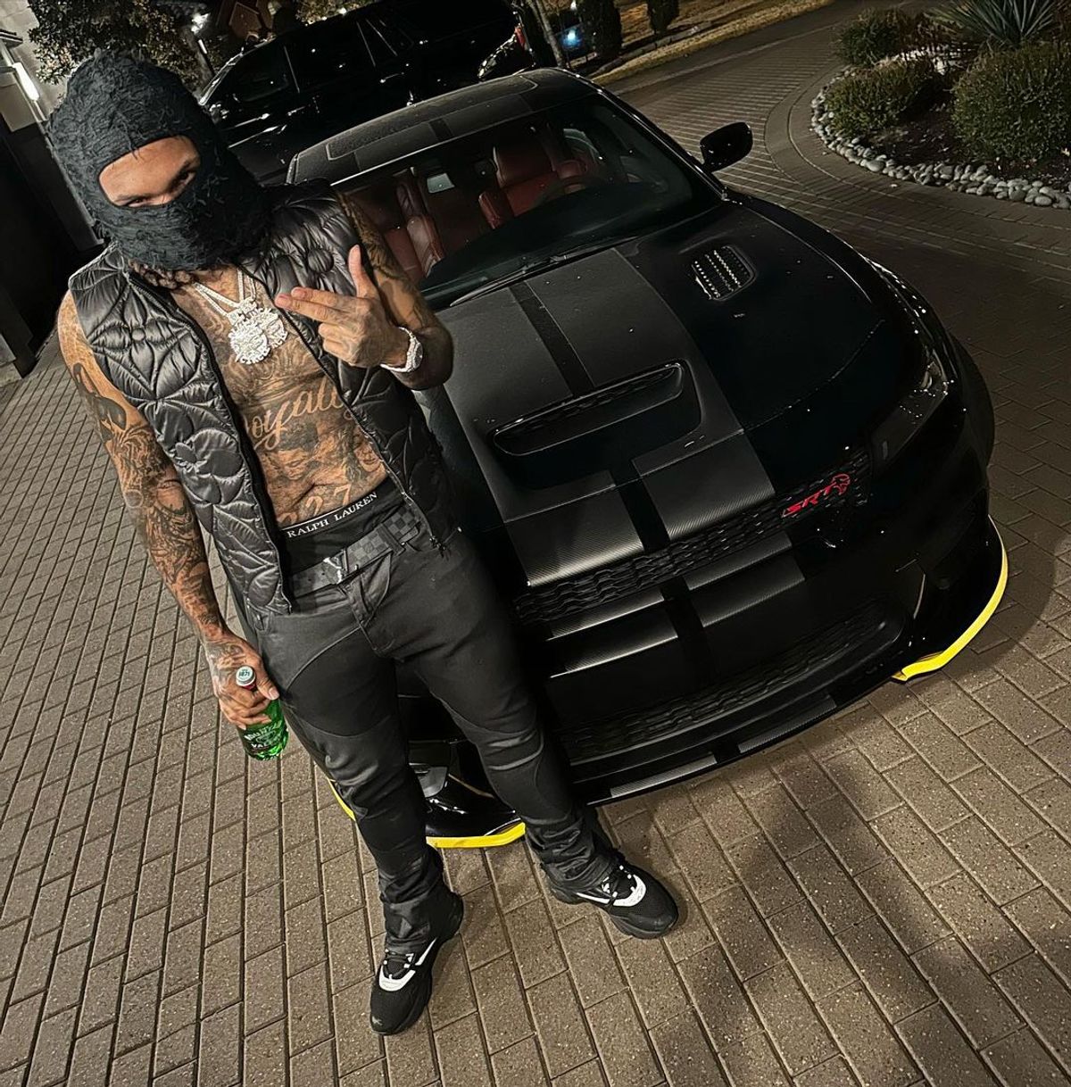 Money Man Outfit from January 6, 2023 | WHAT’S ON THE STAR?