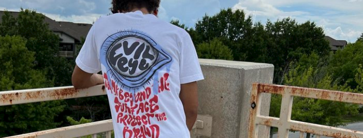 Lux Apparel: Clothing, Shoes & Accessories | WHAT’S ON THE STAR?