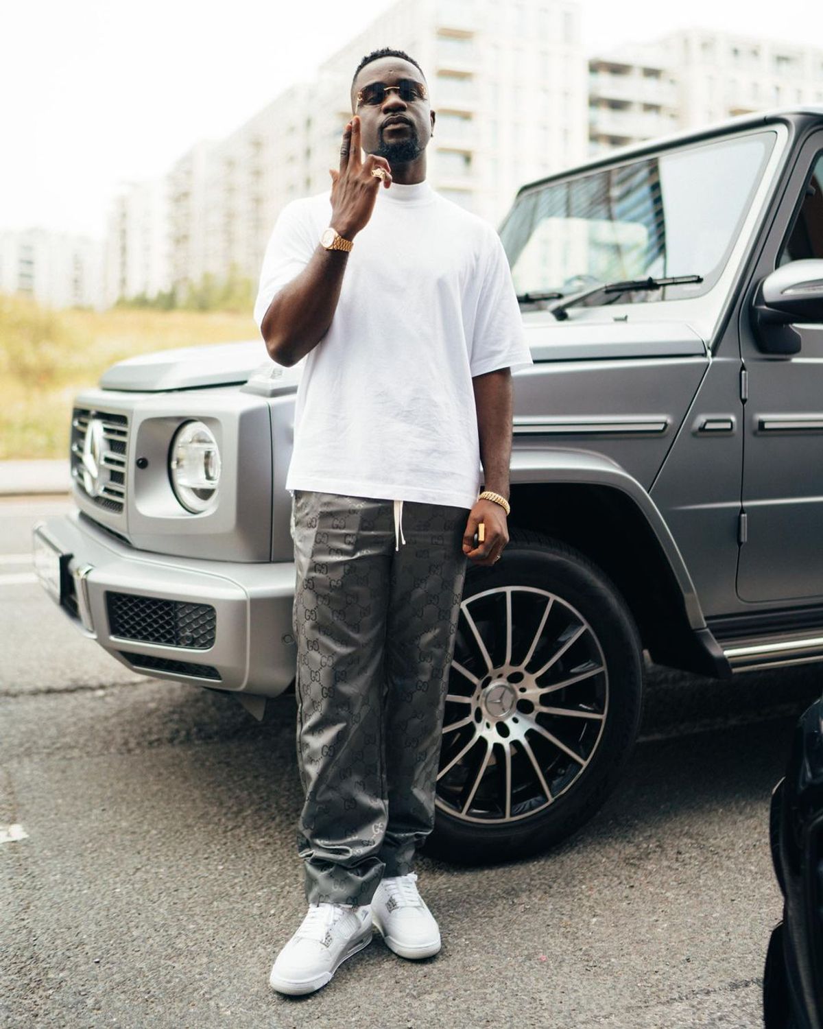 Sarkodie Outfit from July 26, 2021 | WHAT’S ON THE STAR?