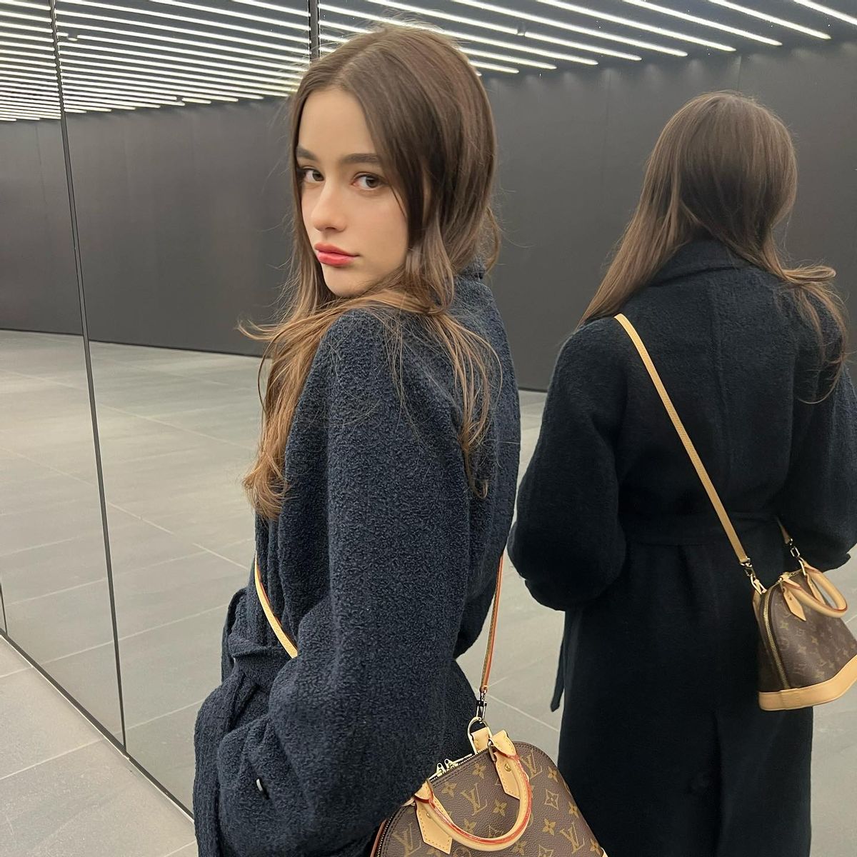 Dasha Taran Outfit From November 27 2022 Whats On The Star