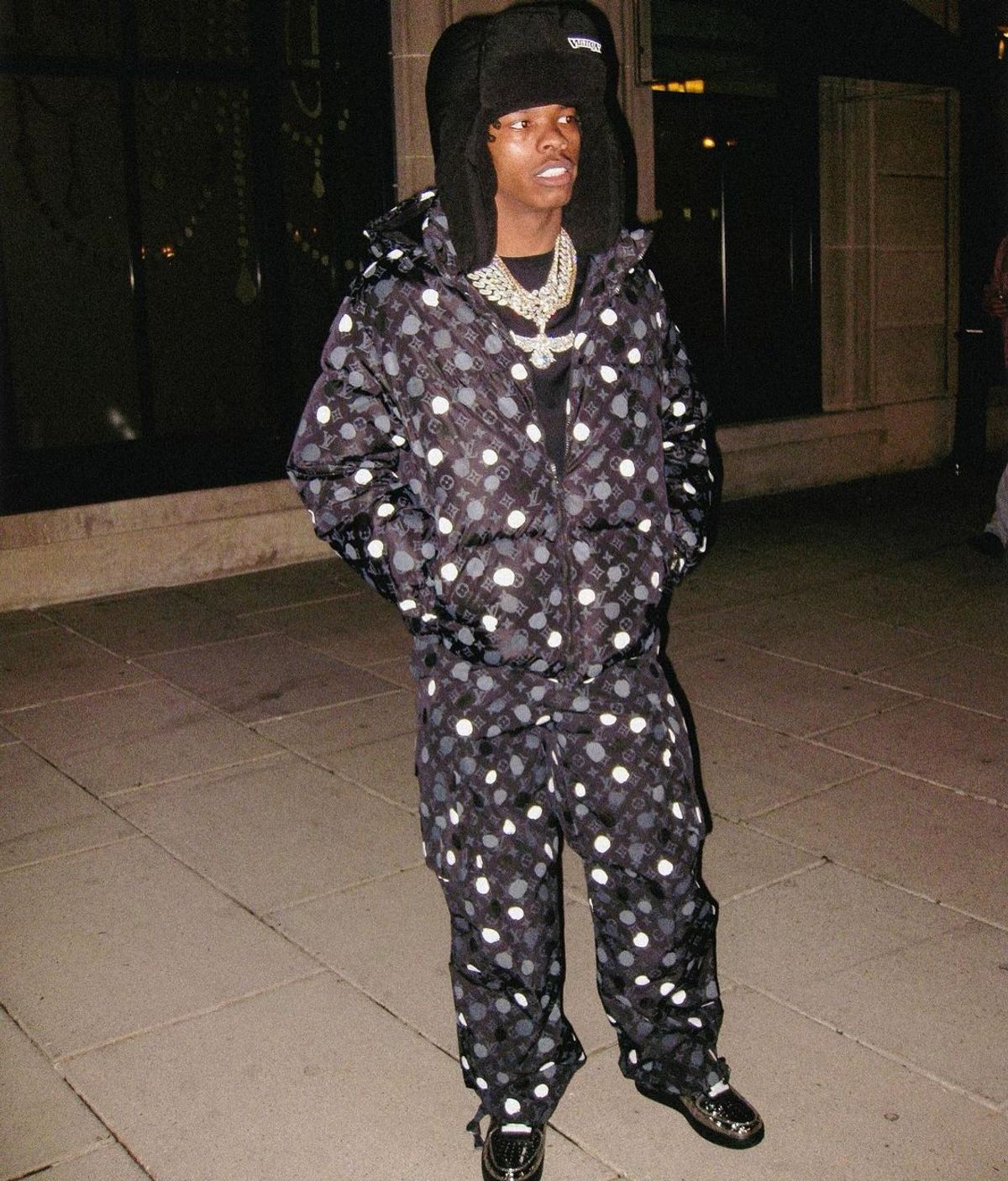 Lil Baby Outfit from January 9, 2023 | WHAT’S ON THE STAR?