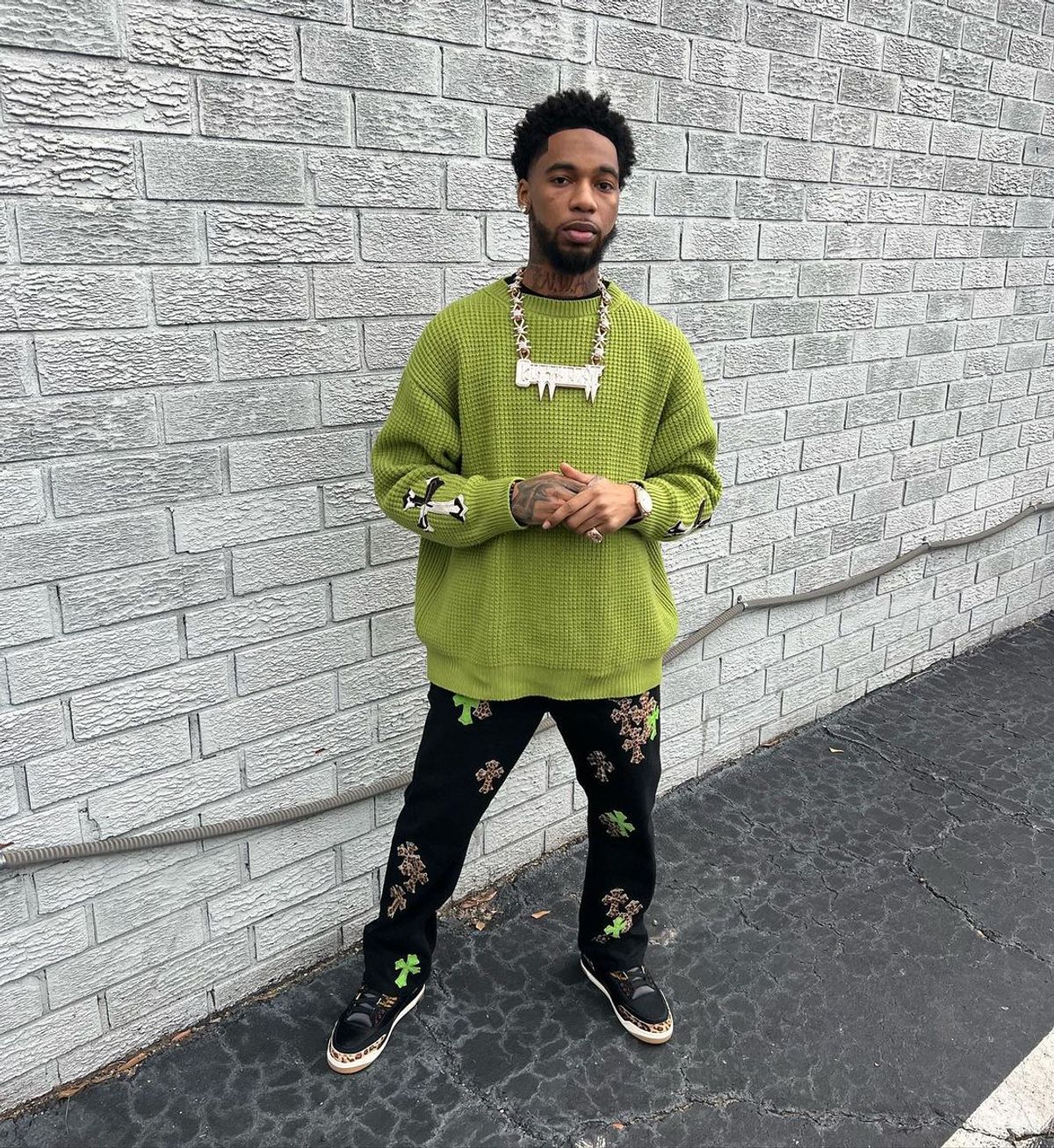 Key Glock Outfit from January 9, 2023 | WHAT’S ON THE STAR?