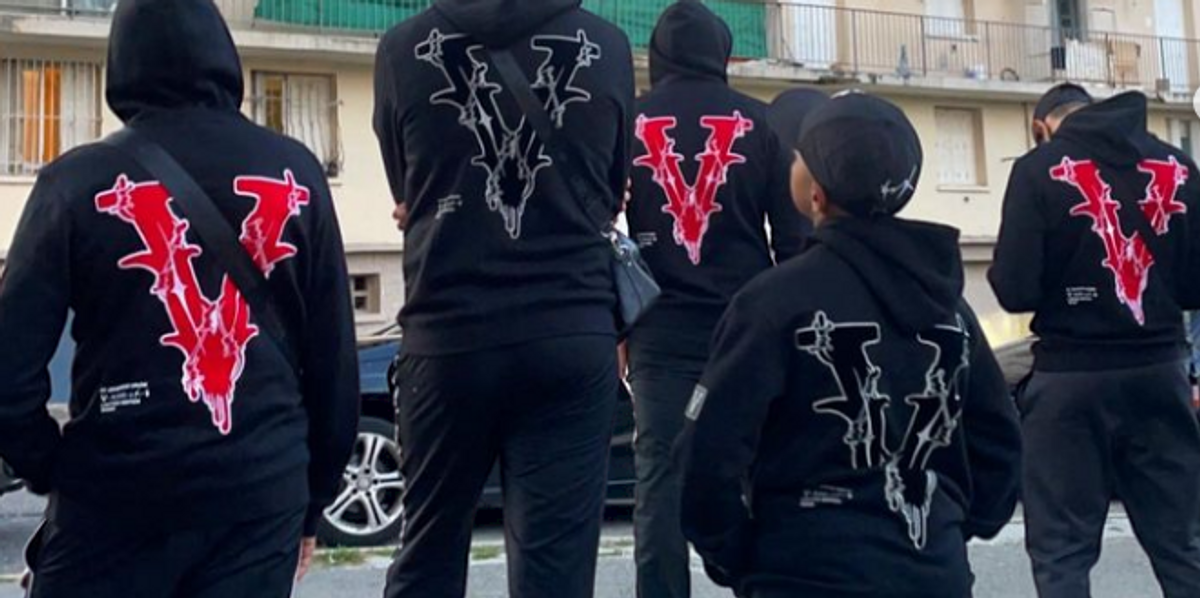 Vrunk: Clothing, Shoes & Accessories | WHAT’S ON THE STAR?