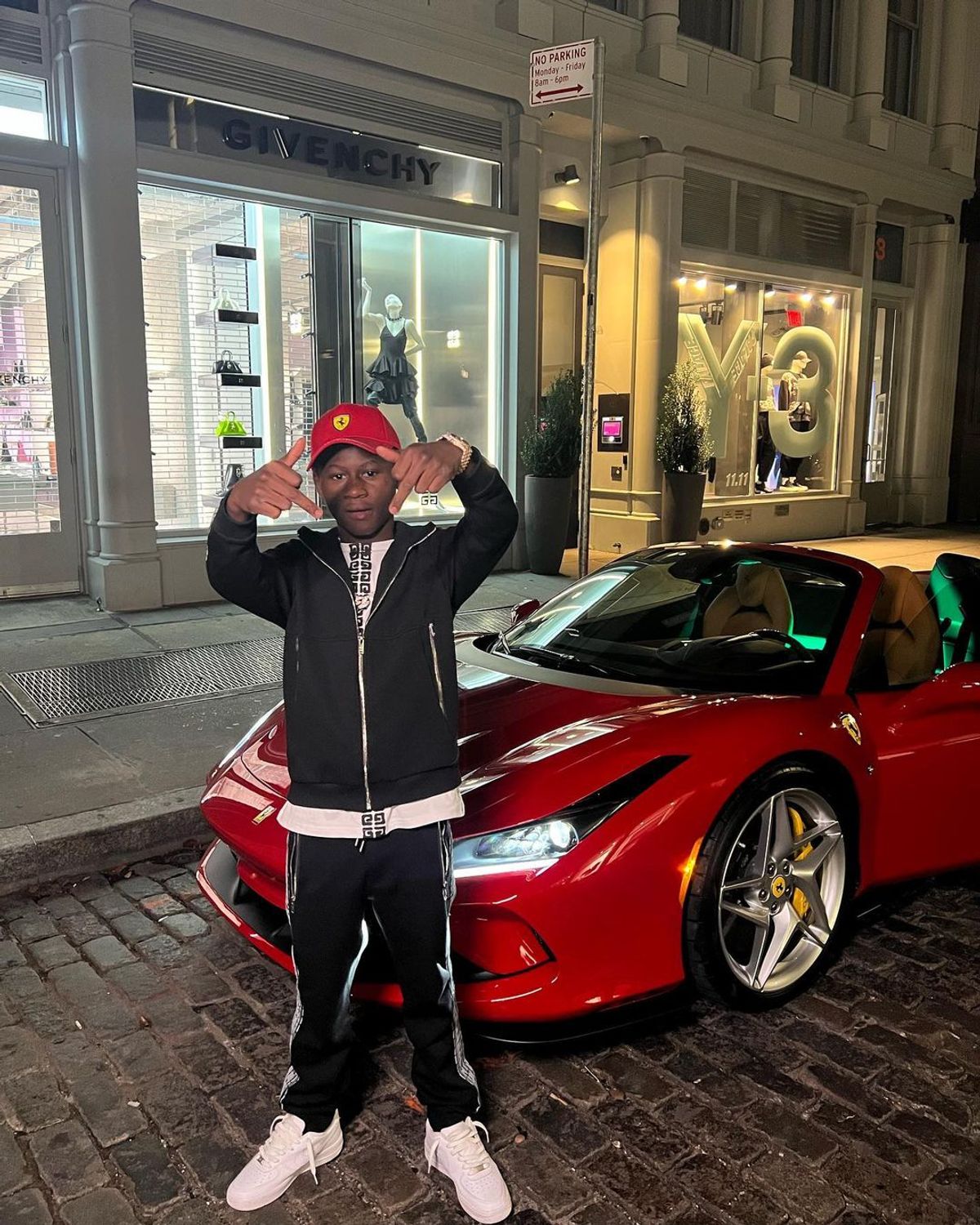 Bouba Savage Outfit from November 8, 2022 | WHAT’S ON THE STAR?