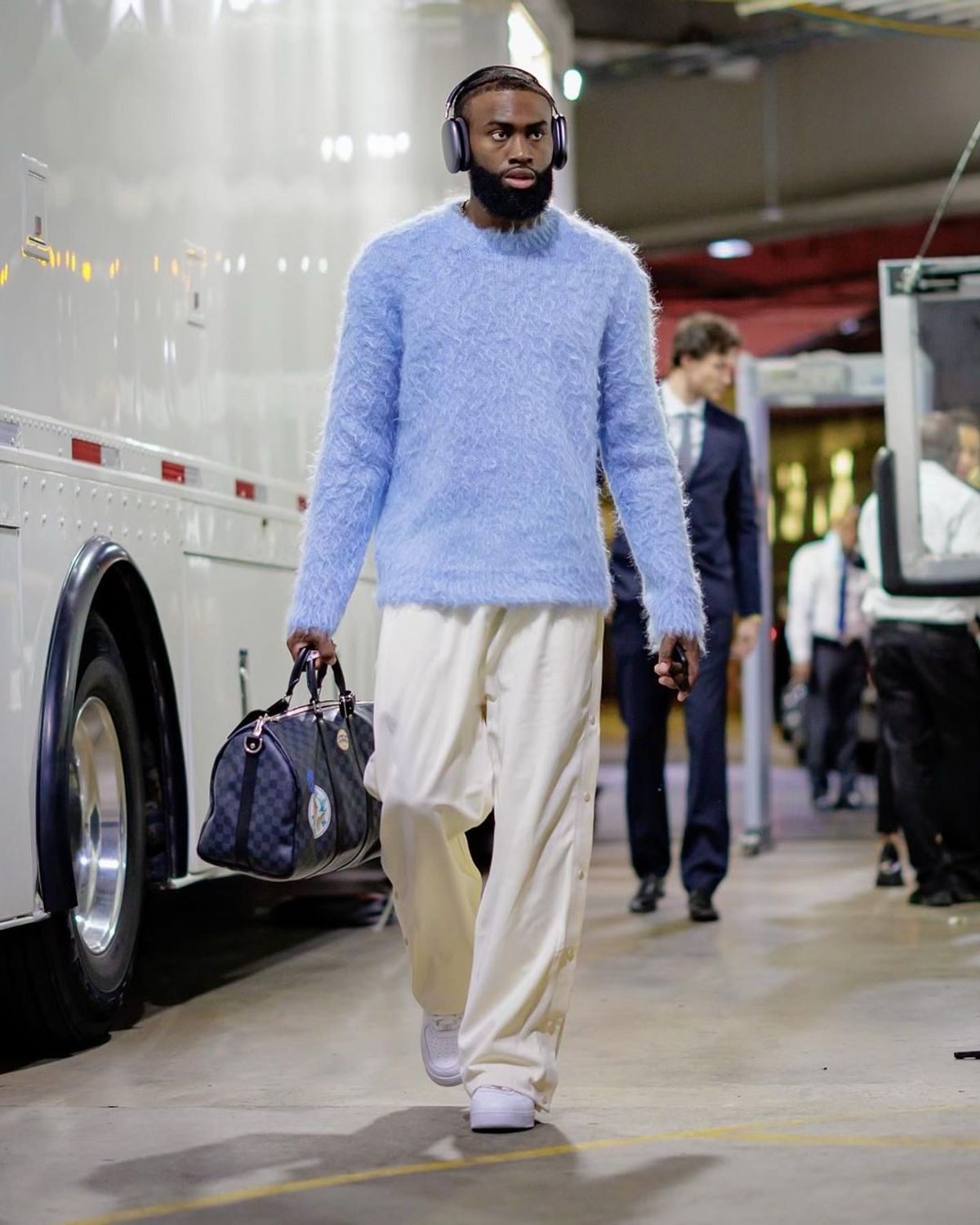 Jaylen Brown Outfit from January 13, 2023 | WHAT’S ON THE STAR?