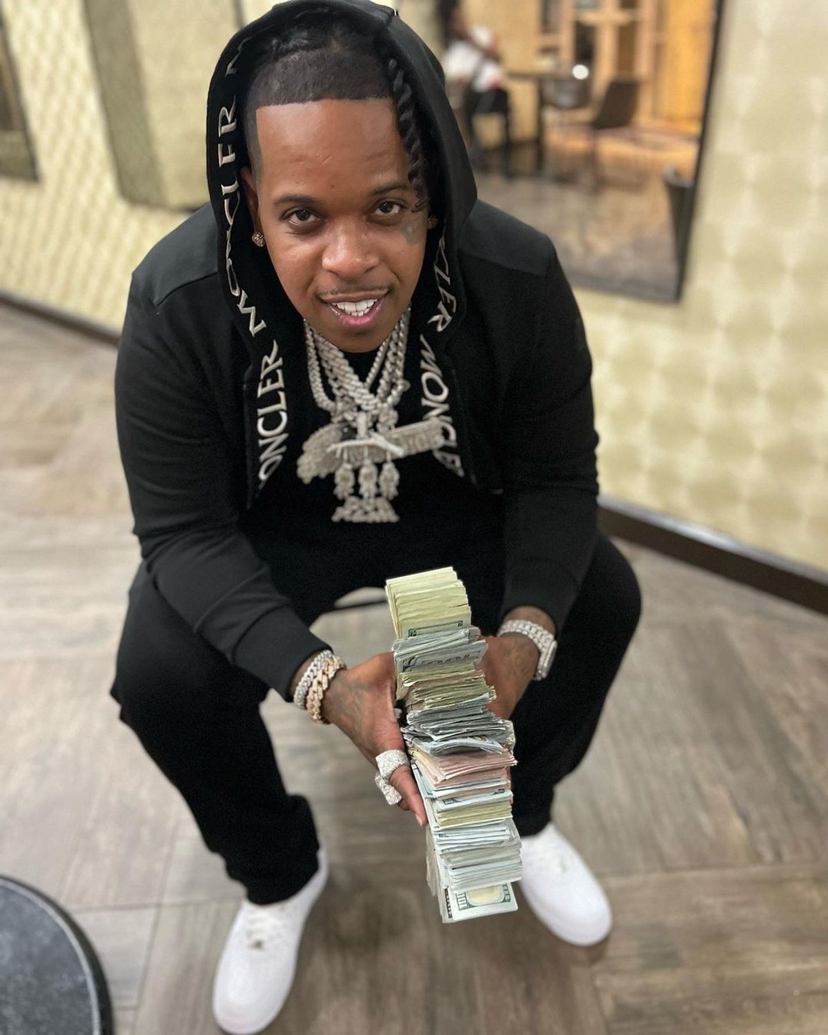 Finesse2tymes Outfit from January 16, 2023 | WHAT’S ON THE STAR?